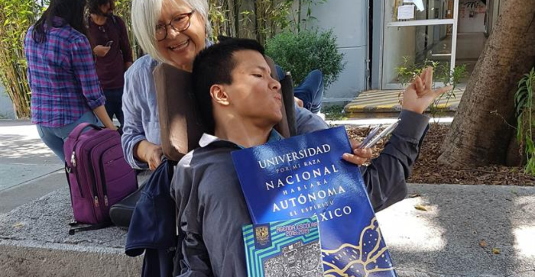 Matías Alaniz, el primer profesor con discapacidad contratado por la Unam